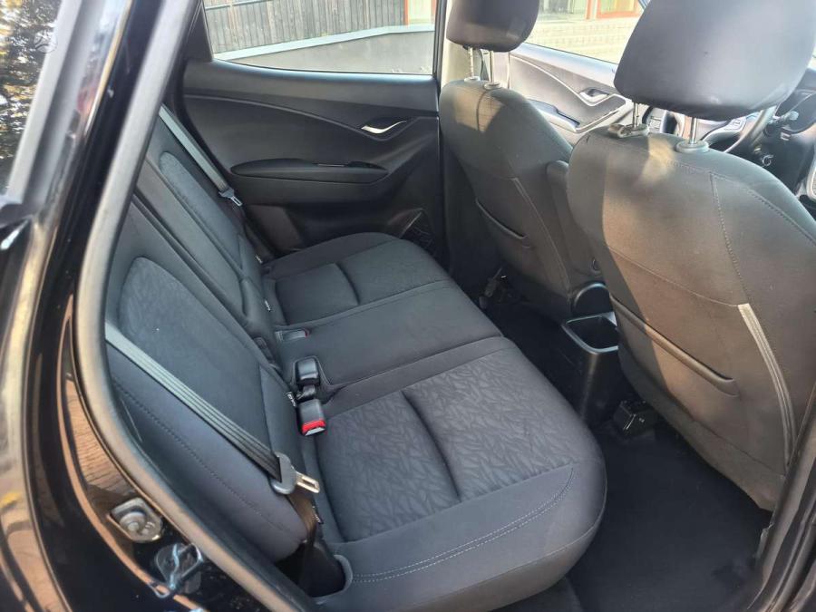 Melns Hyundai ix20 2012 Tauragė, ar dzinēja tilpumu 1.35 L un nobraukumu 226 tūkst. km par 3000 €, foto 13 vietnē AUTOMOTO.COM.LV