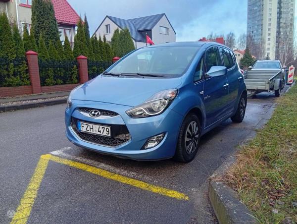 Blue Hyundai ix20 2012 in Klaipeda, with an engine capacity of 1.40 L and mileage of 169 thousand km for 3590 €, photo 3 on AUTOMOTO.COM.LV