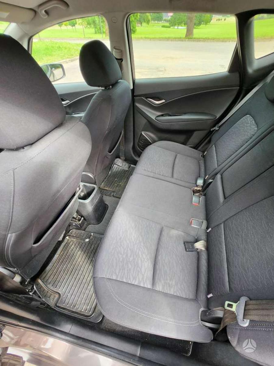 Brūns Hyundai ix20 2010 Kauņa, ar dzinēja tilpumu 1.40 L un nobraukumu 340 tūkst. km par 1900 €, foto 7 vietnē AUTOMOTO.COM.LV