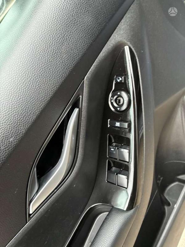 Grey Hyundai ix20 2011 in Marijampole, with an engine capacity of 1.40 L and mileage of 226 thousand km for 3250 €, photo 11 on AUTOMOTO.COM.LV