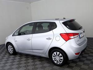 Pelēks Hyundai ix20 2011 Tallina, ar dzinēja tilpumu 1.40 L un nobraukumu 243 tūkst. km par 2199 €, foto 5 vietnē AUTOMOTO.COM.LV