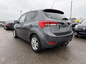 Grey Hyundai ix20 2011 in Kaunas, with an engine capacity of 1.59 L and mileage of 227 thousand km for 5700 €, photo 6 on AUTOMOTO.COM.LV