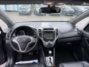 Grey Hyundai ix20 2011 in Kaunas, with an engine capacity of 1.59 L and mileage of 227 thousand km for 5700 €, photo 10 on AUTOMOTO.COM.LV