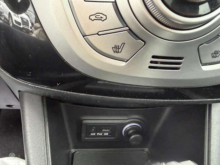 Grey Hyundai ix20 2011 in Kaunas, with an engine capacity of 1.59 L and mileage of 227 thousand km for 5700 €, photo 12 on AUTOMOTO.COM.LV