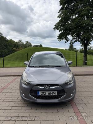 Pelēks Hyundai ix20 2012 Pērnava, ar dzinēja tilpumu 1.40 L un nobraukumu 139 tūkst. km par 4500 €, foto  vietnē AUTOMOTO.COM.LV