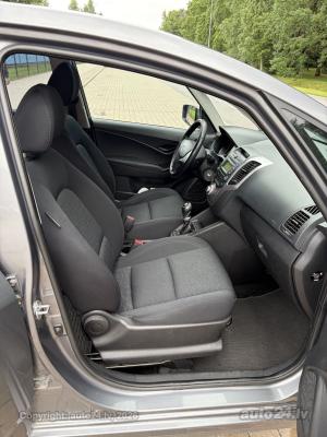 Pelēks Hyundai ix20 2012 Pērnava, ar dzinēja tilpumu 1.40 L un nobraukumu 139 tūkst. km par 4500 €, foto 10 vietnē AUTOMOTO.COM.LV