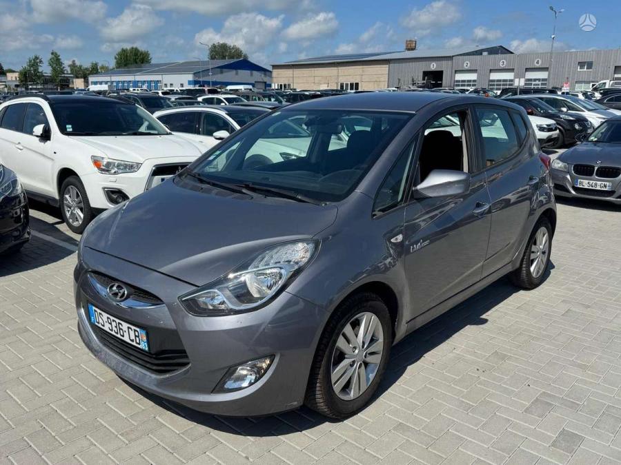 Pelēks Hyundai ix20 2015 Tauragė, ar dzinēja tilpumu 1.58 L un nobraukumu 186 tūkst. km par 4300 €, foto 1 vietnē AUTOMOTO.COM.LV