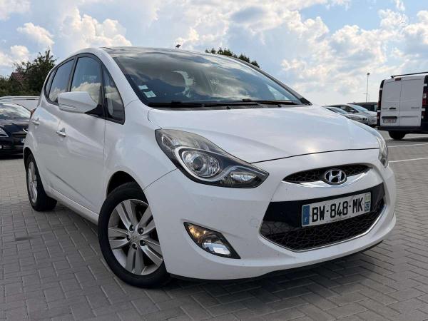 Balts Hyundai ix20 2011 Tauragė, ar dzinēja tilpumu 1.58 L un nobraukumu 293 tūkst. km par 2900 €, foto 2 vietnē AUTOMOTO.COM.LV