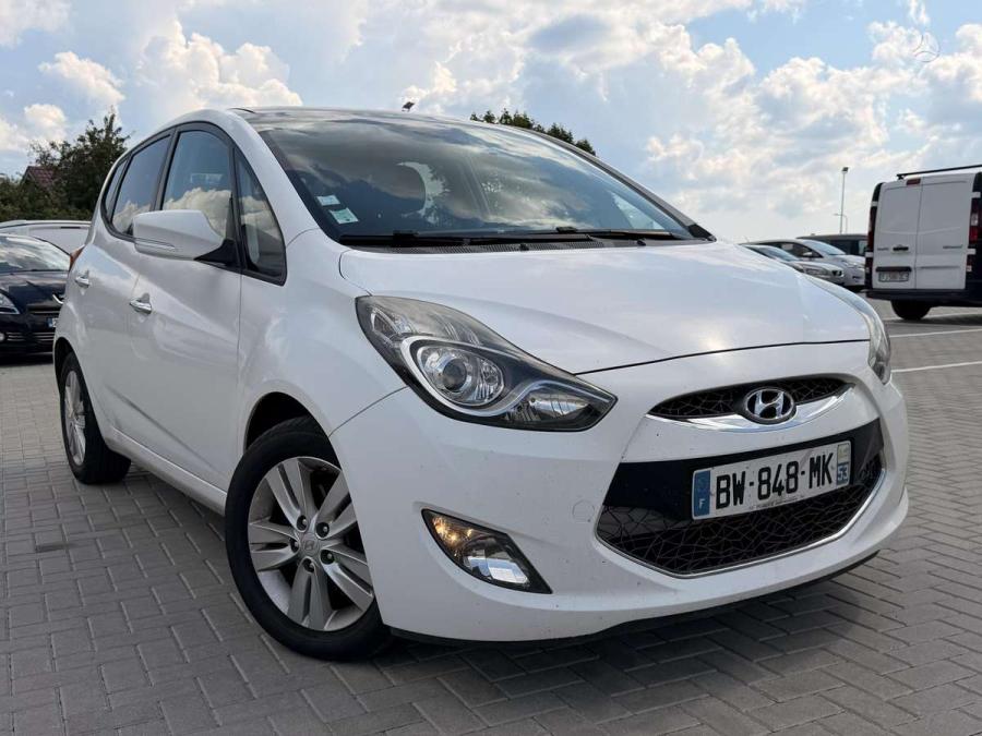 Balts Hyundai ix20 2011 Tauragė, ar dzinēja tilpumu 1.58 L un nobraukumu 293 tūkst. km par 2900 €, foto 3 vietnē AUTOMOTO.COM.LV