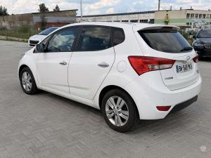 Balts Hyundai ix20 2011 Tauragė, ar dzinēja tilpumu 1.58 L un nobraukumu 293 tūkst. km par 2900 €, foto 5 vietnē AUTOMOTO.COM.LV
