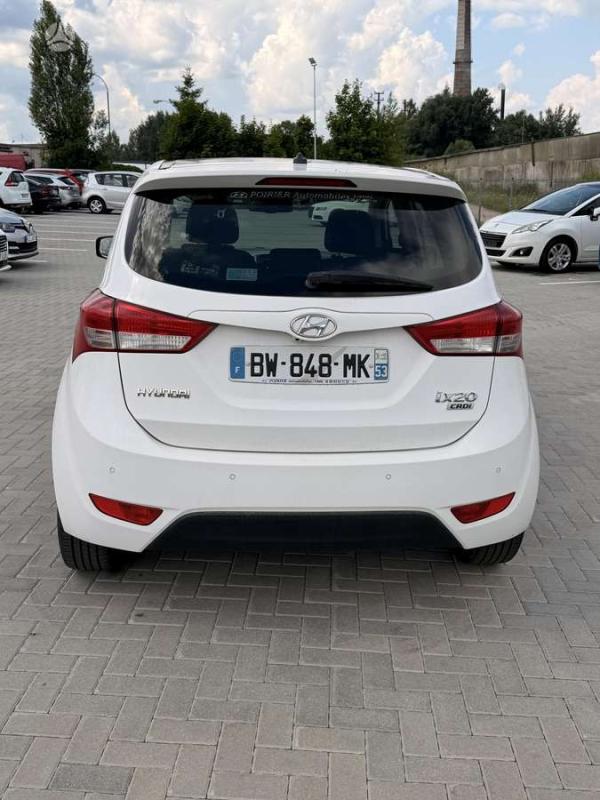 Balts Hyundai ix20 2011 Tauragė, ar dzinēja tilpumu 1.58 L un nobraukumu 293 tūkst. km par 2900 €, foto 5 vietnē AUTOMOTO.COM.LV