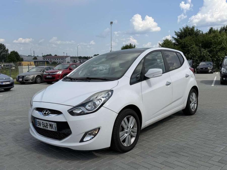 Balts Hyundai ix20 2011 Tauragė, ar dzinēja tilpumu 1.58 L un nobraukumu 293 tūkst. km par 2900 €, foto 8 vietnē AUTOMOTO.COM.LV