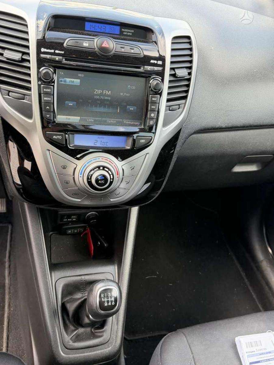 Balts Hyundai ix20 2011 Tauragė, ar dzinēja tilpumu 1.58 L un nobraukumu 293 tūkst. km par 2900 €, foto 15 vietnē AUTOMOTO.COM.LV