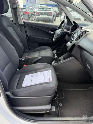 Balts Hyundai ix20 2011 Tauragė, ar dzinēja tilpumu 1.58 L un nobraukumu 293 tūkst. km par 2900 €, foto 20 vietnē AUTOMOTO.COM.LV