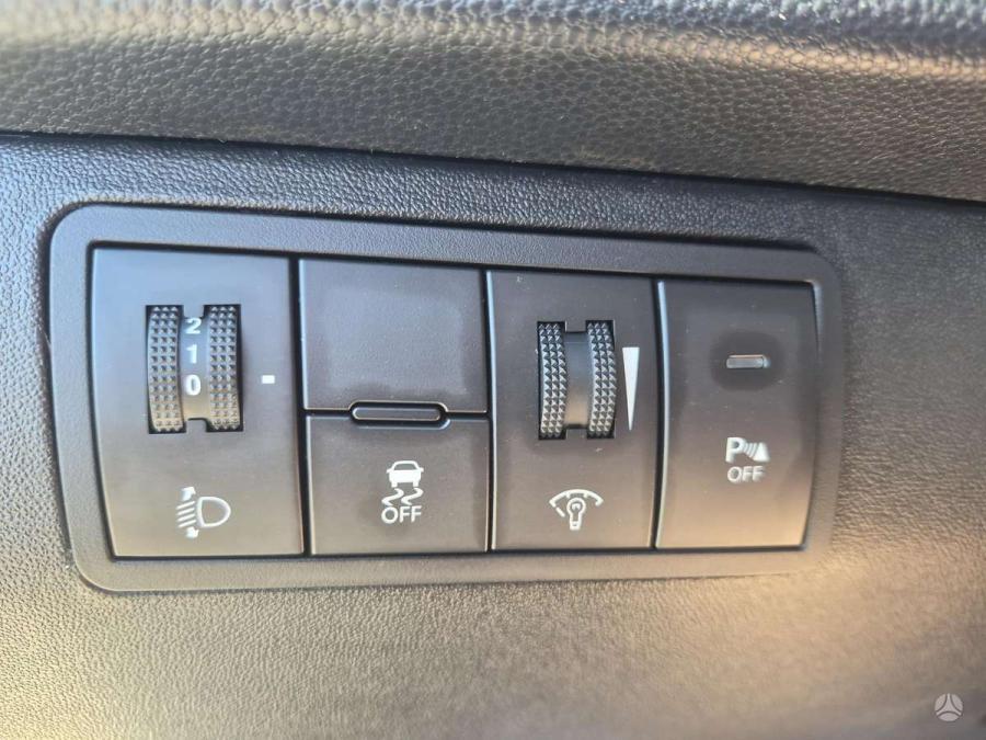 Balts Hyundai ix20 2012 Tauragė, ar dzinēja tilpumu 1.58 L un nobraukumu 215 tūkst. km par 3500 €, foto 10 vietnē AUTOMOTO.COM.LV