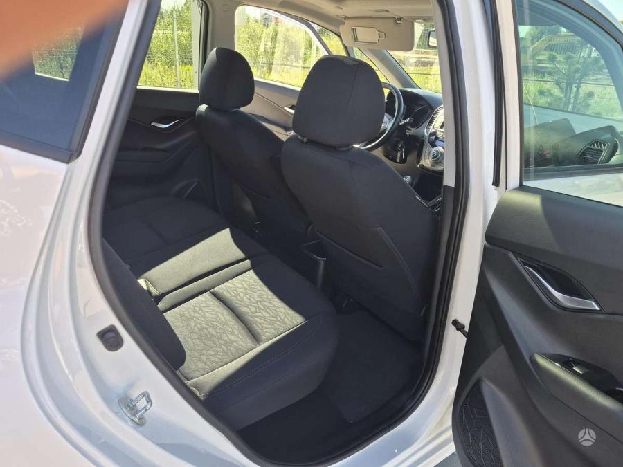 Balts Hyundai ix20 2012 Tauragė, ar dzinēja tilpumu 1.58 L un nobraukumu 215 tūkst. km par 3500 €, foto 14 vietnē AUTOMOTO.COM.LV