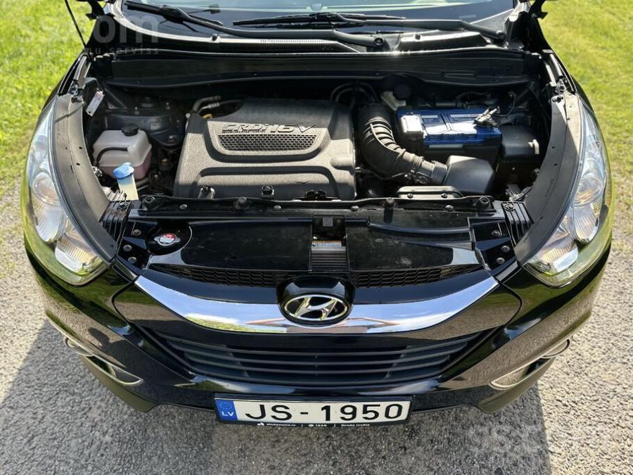 Melns Hyundai ix35 2010 Talsi, ar dzinēja tilpumu 2.00 L un nobraukumu 227 tūkst. km par 5970 €, foto 18 vietnē AUTOMOTO.COM.LV