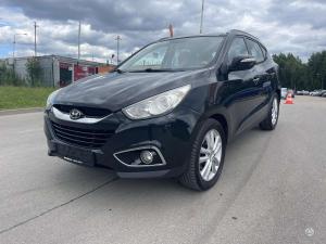 Melns Hyundai ix35 2010 Kauņa, ar dzinēja tilpumu 2.00 L un nobraukumu 287 tūkst. km par 3950 €, foto  vietnē AUTOMOTO.COM.LV