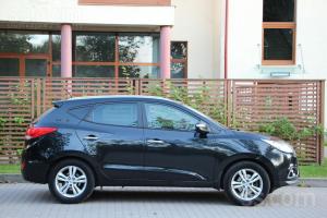 Melns Hyundai ix35 2010 Rīga, ar dzinēja tilpumu 2.00 L un nobraukumu 203 tūkst. km par 4250 €, foto 7 vietnē AUTOMOTO.COM.LV