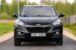 Черный Хендай их35 2011 в Елгава, объемом двигателя 1.70 л и пробегом 226 тыс. км за 4850 €, фото 3 на AUTOMOTO.COM.LV