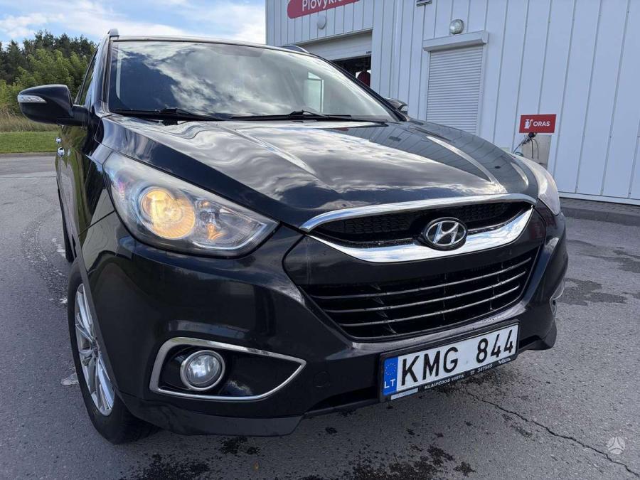 Melns Hyundai ix35 2011 Kauņa, ar dzinēja tilpumu 2.00 L un nobraukumu 385 tūkst. km par 3999 €, foto 11 vietnē AUTOMOTO.COM.LV