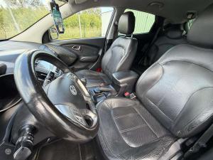 Melns Hyundai ix35 2011 Kauņa, ar dzinēja tilpumu 2.00 L un nobraukumu 385 tūkst. km par 3999 €, foto 14 vietnē AUTOMOTO.COM.LV