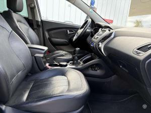 Melns Hyundai ix35 2011 Kauņa, ar dzinēja tilpumu 2.00 L un nobraukumu 385 tūkst. km par 3999 €, foto 19 vietnē AUTOMOTO.COM.LV