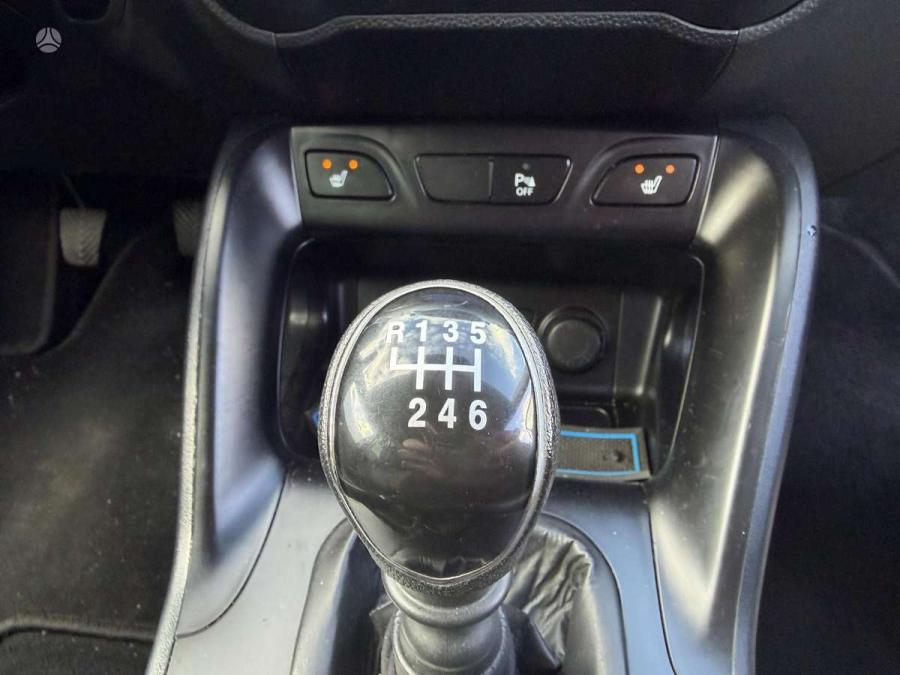 Melns Hyundai ix35 2011 Kauņa, ar dzinēja tilpumu 2.00 L un nobraukumu 385 tūkst. km par 3999 €, foto 22 vietnē AUTOMOTO.COM.LV