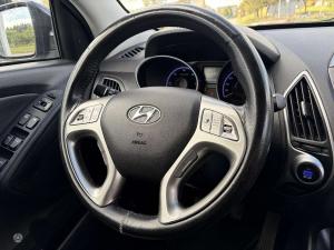 Melns Hyundai ix35 2011 Kauņa, ar dzinēja tilpumu 2.00 L un nobraukumu 385 tūkst. km par 3999 €, foto 25 vietnē AUTOMOTO.COM.LV