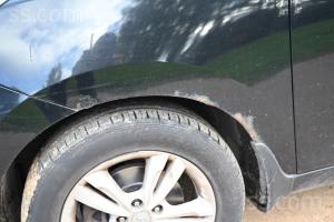 Black Hyundai ix35 2011 in Jurmala, with an engine capacity of 2.00 L and mileage of 181 thousand km for 3500 €, photo 9 on AUTOMOTO.COM.LV