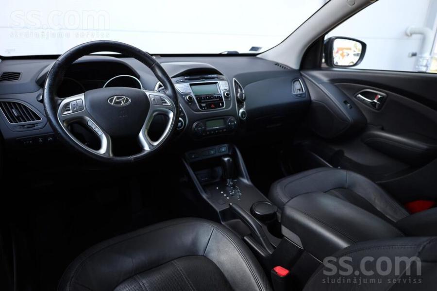 Melns Hyundai ix35 2012 Rīga, ar dzinēja tilpumu 2.00 L un nobraukumu 0 tūkst. km par 6500 €, foto 6 vietnē AUTOMOTO.COM.LV