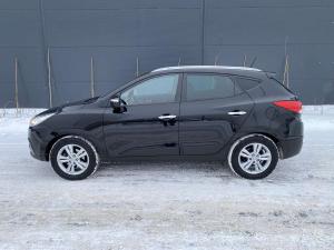 Melns Hyundai ix35 2012 Viļņa, ar dzinēja tilpumu 2.00 L un nobraukumu 168 tūkst. km par 6900 €, foto 2 vietnē AUTOMOTO.COM.LV
