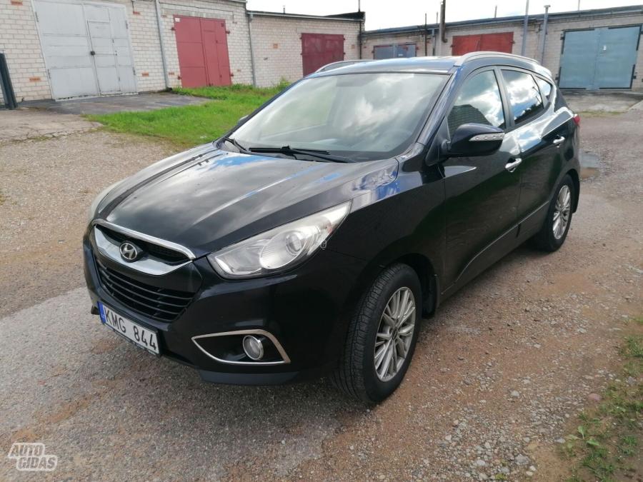 Melns Hyundai ix35 2012 Molėtai, ar dzinēja tilpumu 2.00 L un nobraukumu 379 tūkst. km par 3150 €, foto 1 vietnē AUTOMOTO.COM.LV