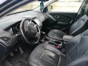 Melns Hyundai ix35 2012 Molėtai, ar dzinēja tilpumu 2.00 L un nobraukumu 379 tūkst. km par 3150 €, foto 14 vietnē AUTOMOTO.COM.LV