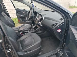 Melns Hyundai ix35 2012 Molėtai, ar dzinēja tilpumu 2.00 L un nobraukumu 379 tūkst. km par 3150 €, foto 19 vietnē AUTOMOTO.COM.LV