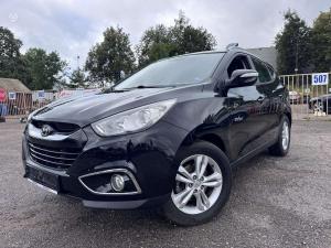 Black Hyundai ix35 2012 in Alytus, with an engine capacity of 1.59 L and mileage of 220 thousand km for 5950 €, photo 6 on AUTOMOTO.COM.LV