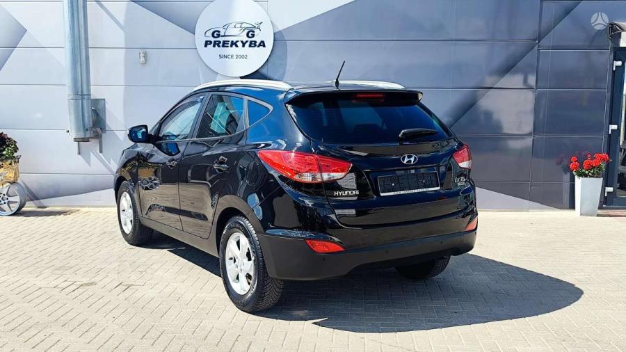Melns Hyundai ix35 2013 Kauņa, ar dzinēja tilpumu 2.00 L un nobraukumu 87 tūkst. km par 6950 €, foto 8 vietnē AUTOMOTO.COM.LV