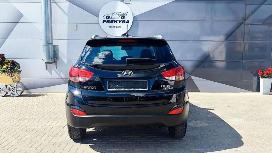 Melns Hyundai ix35 2013 Kauņa, ar dzinēja tilpumu 2.00 L un nobraukumu 87 tūkst. km par 6950 €, foto 9 vietnē AUTOMOTO.COM.LV