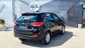 Melns Hyundai ix35 2013 Kauņa, ar dzinēja tilpumu 2.00 L un nobraukumu 87 tūkst. km par 6950 €, foto 10 vietnē AUTOMOTO.COM.LV
