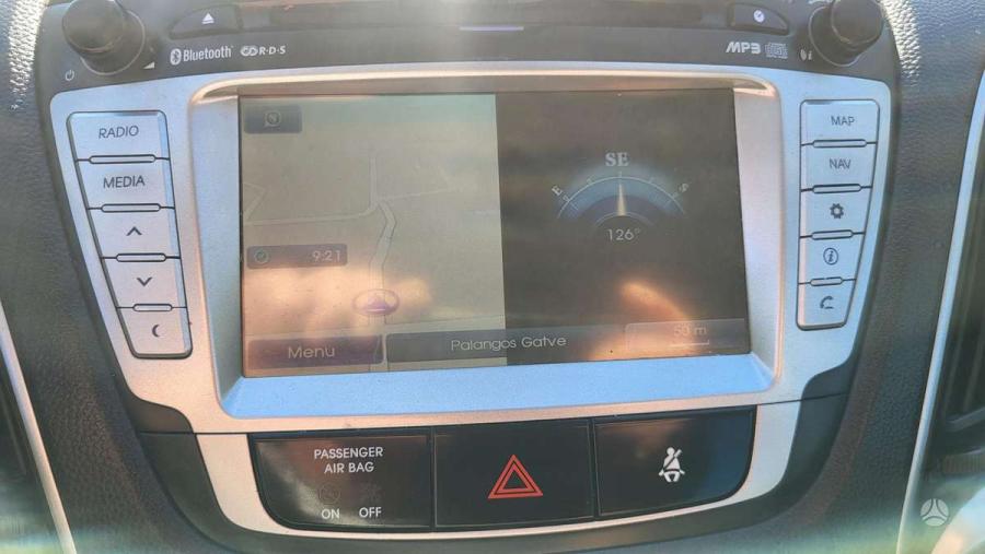 Melns Hyundai ix35 2013 Šauļi, ar dzinēja tilpumu 1.69 L un nobraukumu 184 tūkst. km par 5950 €, foto 28 vietnē AUTOMOTO.COM.LV