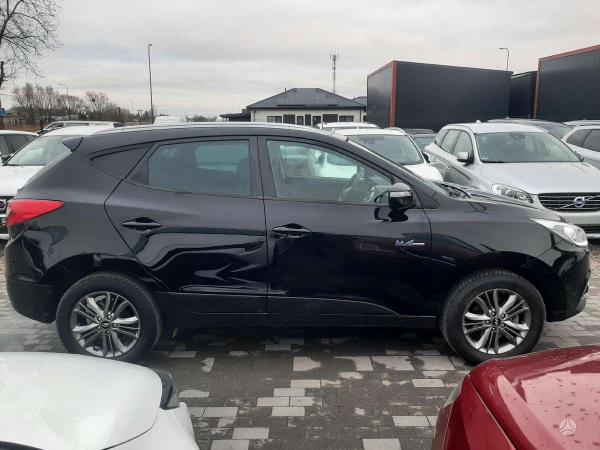 Melns Hyundai ix35 2014 Kauņa, ar dzinēja tilpumu 1.69 L un nobraukumu 200 tūkst. km par 6850 €, foto 6 vietnē AUTOMOTO.COM.LV