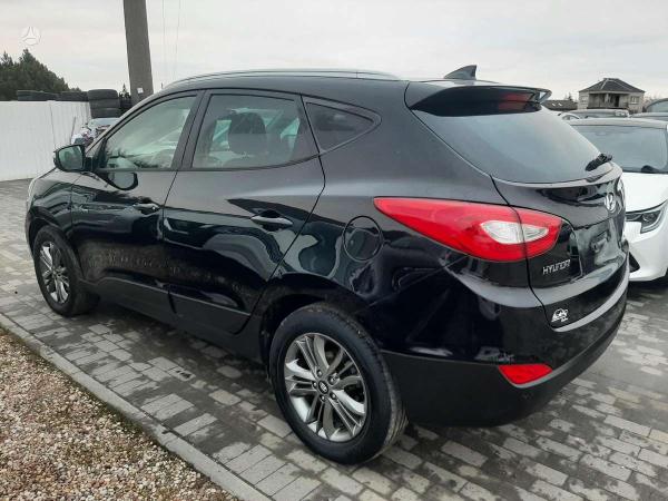 Melns Hyundai ix35 2014 Kauņa, ar dzinēja tilpumu 1.69 L un nobraukumu 200 tūkst. km par 6850 €, foto 9 vietnē AUTOMOTO.COM.LV