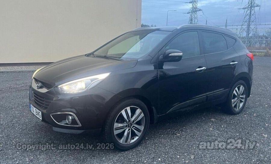 Melns Hyundai ix35 2014 Tallina, ar dzinēja tilpumu 2.00 L un nobraukumu 134 tūkst. km par 8750 €, foto 2 vietnē AUTOMOTO.COM.LV