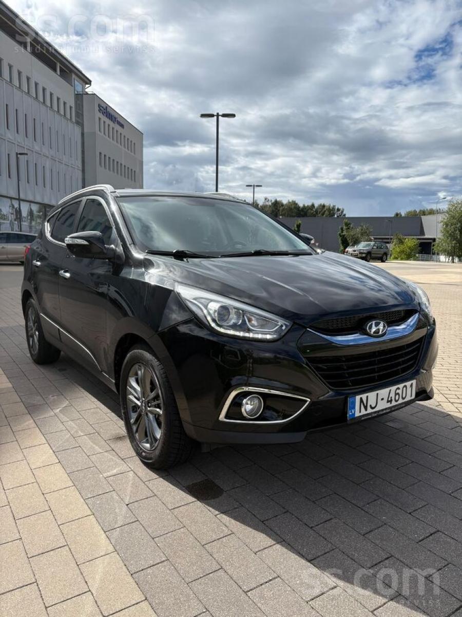 Melns Hyundai ix35 2014 Rīga, ar dzinēja tilpumu 2.00 L un nobraukumu 215 tūkst. km par 7500 €, foto 7 vietnē AUTOMOTO.COM.LV