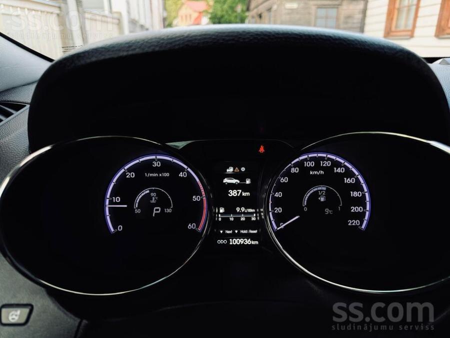 Melns Hyundai ix35 2015 Cēsis, ar dzinēja tilpumu 2.00 L un nobraukumu 0 tūkst. km par 6800 €, foto 26 vietnē AUTOMOTO.COM.LV