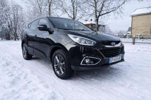 Black Hyundai ix35 2015 in Kelme, with an engine capacity of 1.69 L and mileage of 257 thousand km for 6750 €, photo  on AUTOMOTO.COM.LV