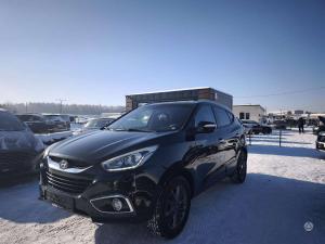 Melns Hyundai ix35 2015 Viļņa, ar dzinēja tilpumu 2.00 L un nobraukumu 289 tūkst. km par 7950 €, foto  vietnē AUTOMOTO.COM.LV