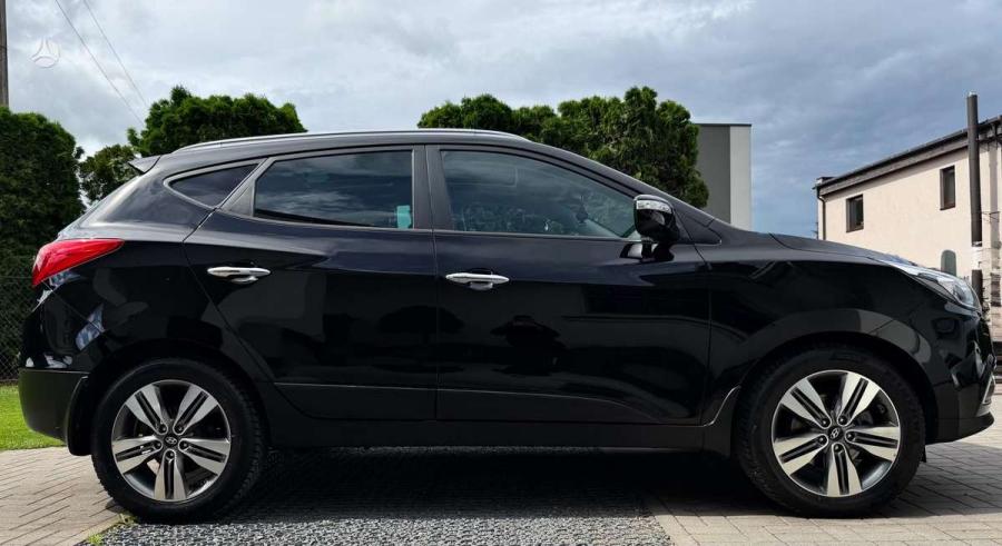 Melns Hyundai ix35 2015 Kauņa, ar dzinēja tilpumu 2.00 L un nobraukumu 194 tūkst. km par 9350 €, foto 21 vietnē AUTOMOTO.COM.LV