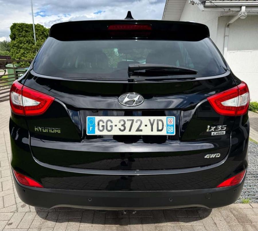 Melns Hyundai ix35 2015 Kauņa, ar dzinēja tilpumu 2.00 L un nobraukumu 194 tūkst. km par 9350 €, foto 26 vietnē AUTOMOTO.COM.LV