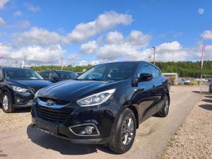 Black Hyundai ix35 2015 in Vilnius, with an engine capacity of 2.00 L and mileage of 293 thousand km for 7950 €, photo  on AUTOMOTO.COM.LV